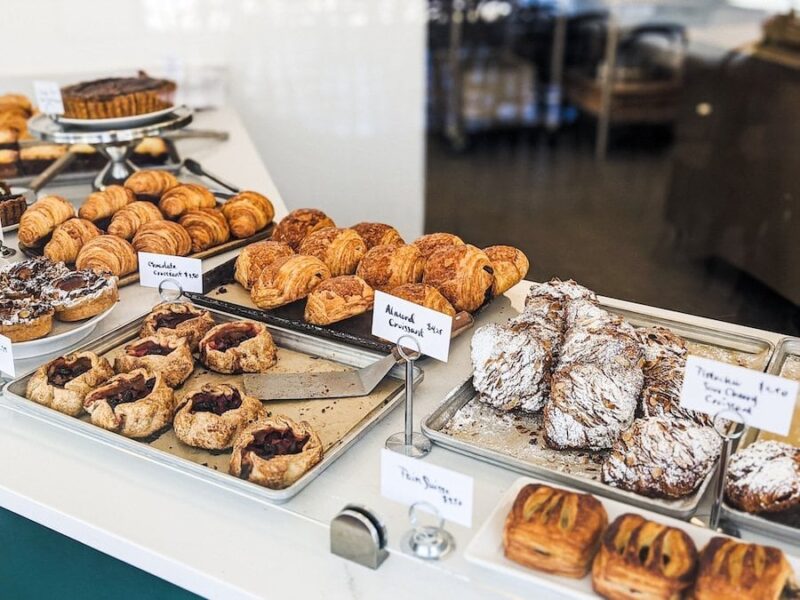 BEST Minneapolis Bakeries | TOP 5 • Abroad with Ash