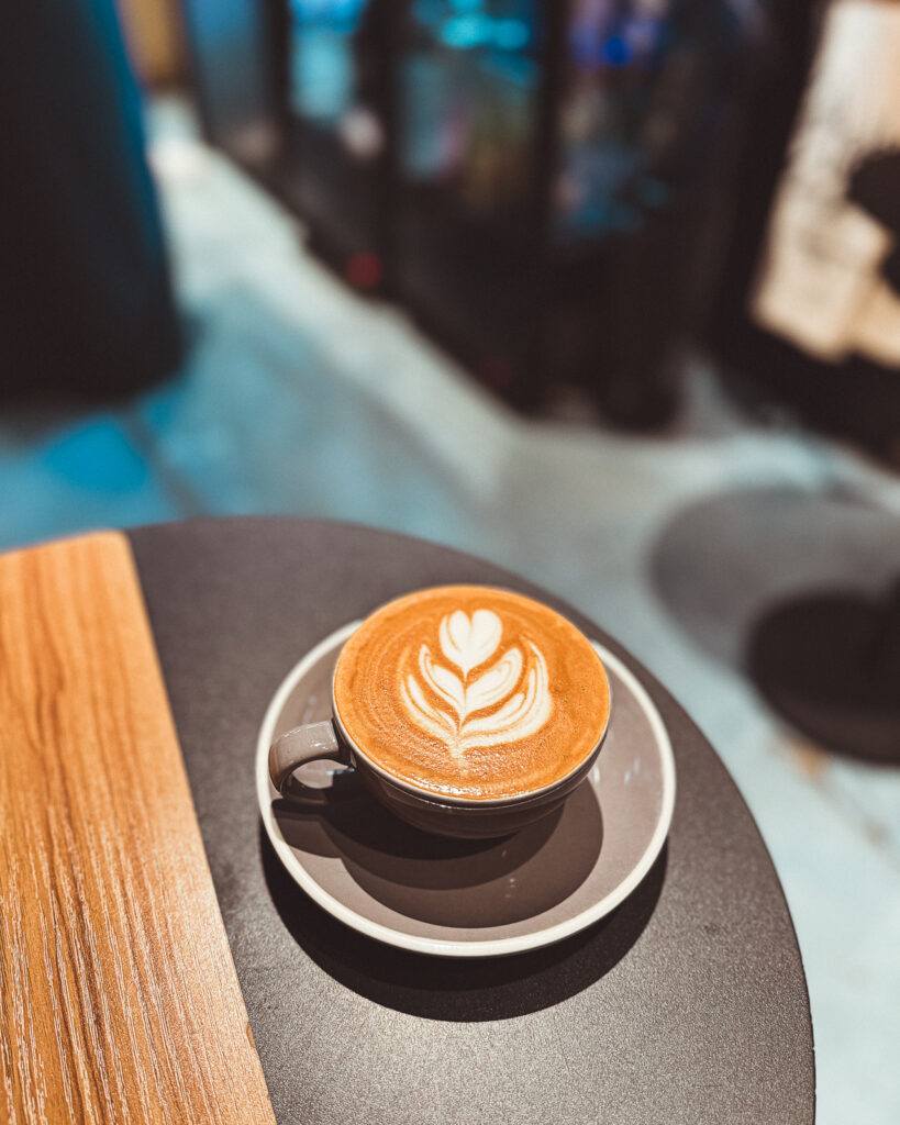 TOP 5 Granada Cafes and Coffee Shops | Quality, Location, Vibe • Abroad ...