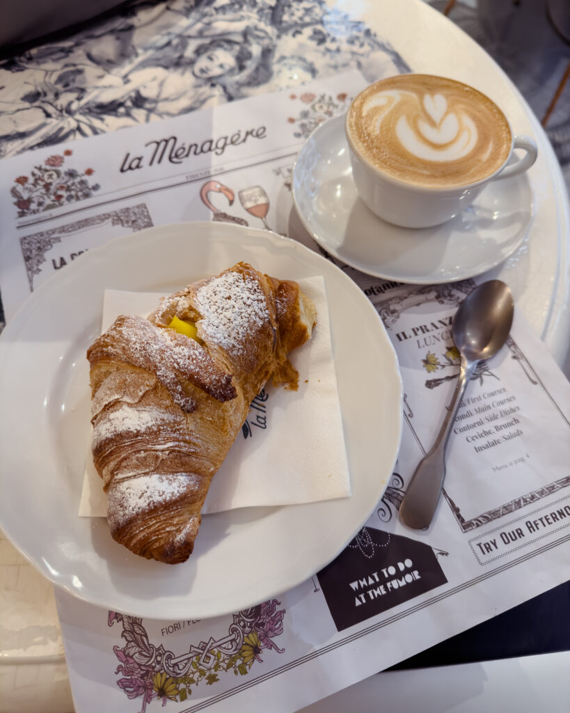 Best Coffee Shops and Cafes in Florence, Italy | TOP 5 • Abroad with Ash
